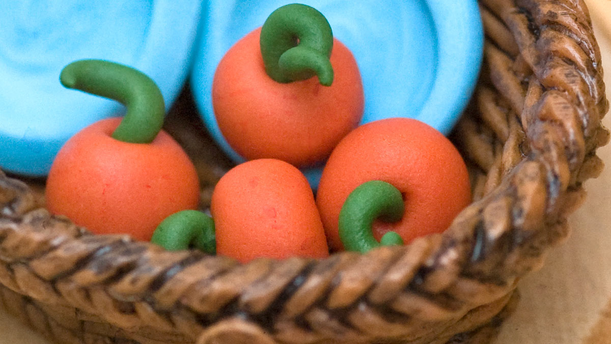 Polymer Clay Miniatures For The Dolls' House » Coffee & Vanilla