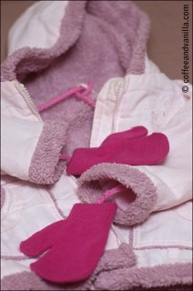 Kid's Gloves on a String » Coffee & Vanilla