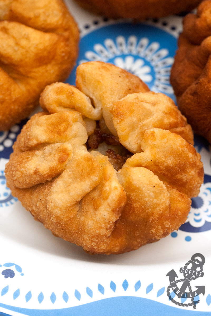 Traditional Tatar Meat Pies - Vak Belyashi » Coffee & Vanilla