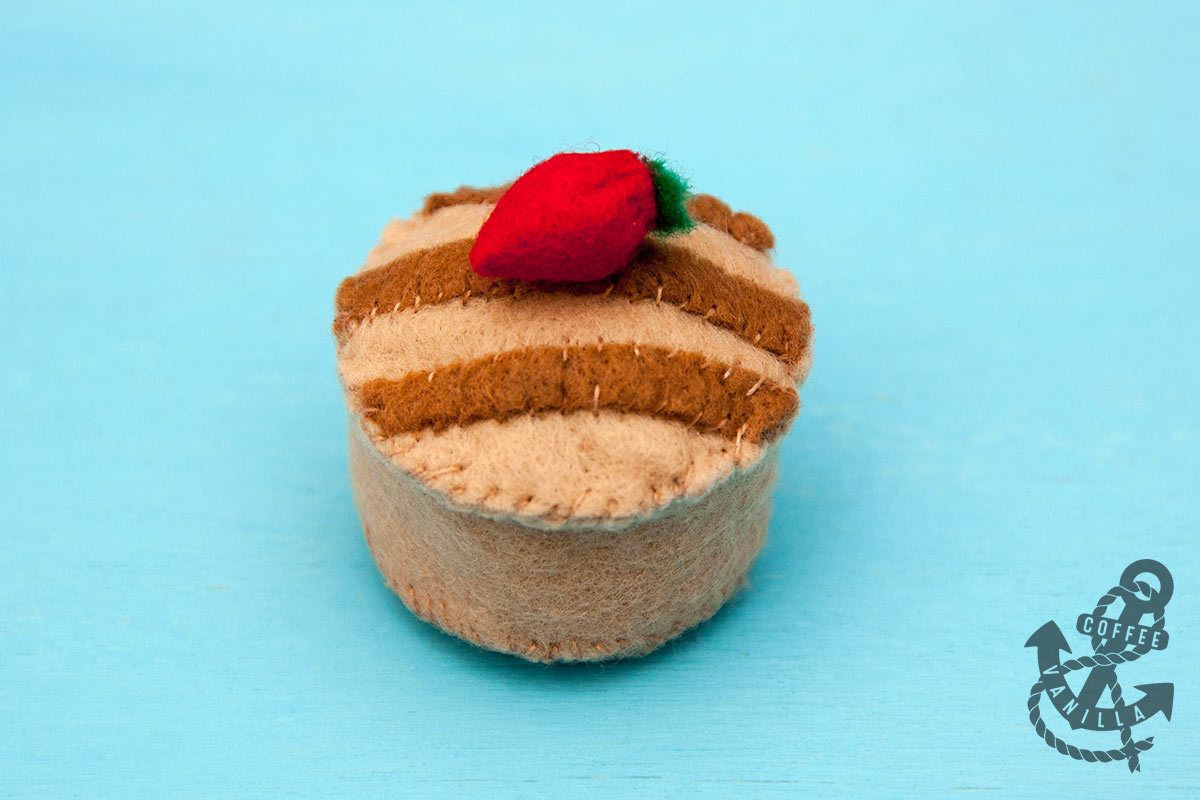 Cute Felt Sweets & Other Foods » Coffee & Vanilla