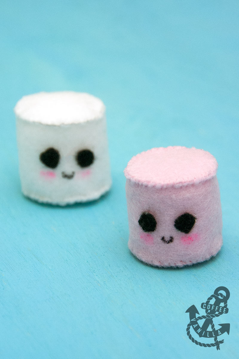 Cute Felt Sweets & Other Foods » Coffee & Vanilla