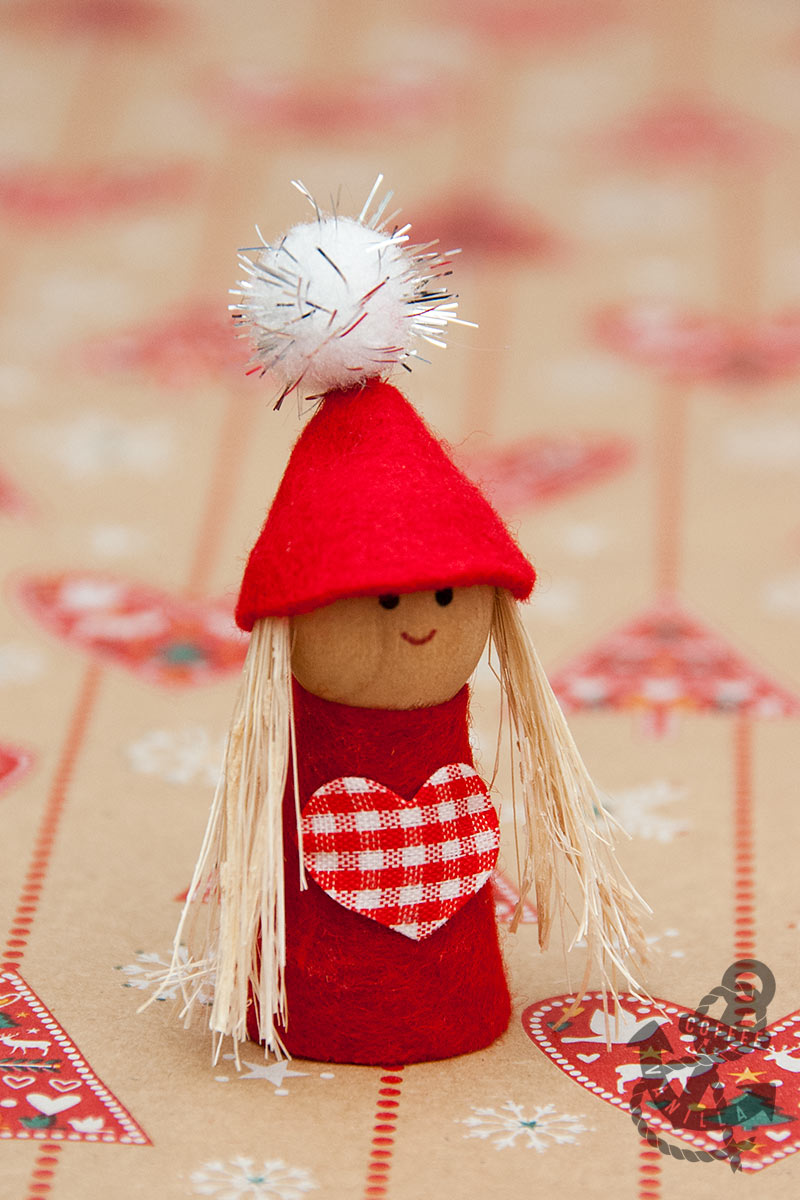 Wooden Peg People - Kids' Crafts » Coffee & Vanilla